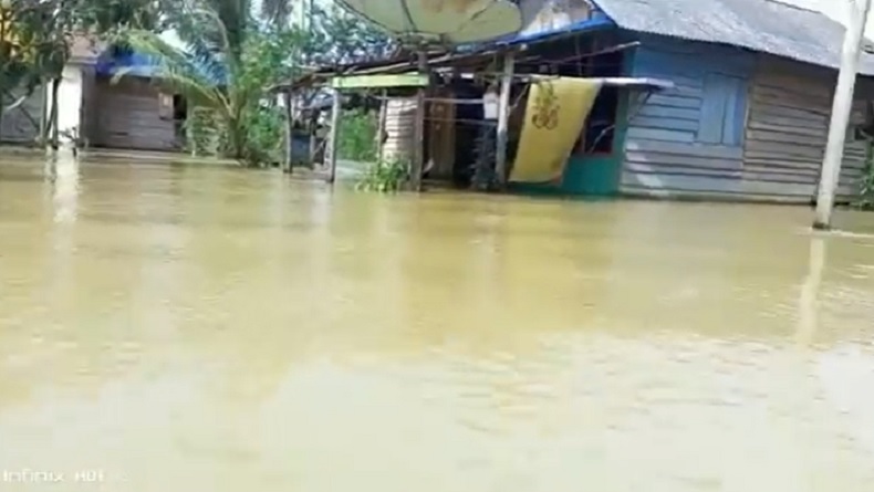 Diguyur Hujan, Permukiman Warga di Tanah Laut Terendam Banjir