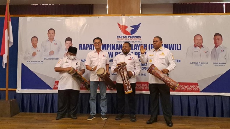 Sekjen DPP Perindo Tegaskan Partai Perindo Terbuka untuk Semua Kalangan Sekjen DPP Perindo Tegaskan Partai Perindo Terbuka untuk Semua Kalangan