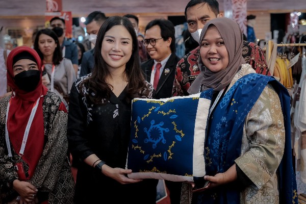 Wamenparekraf Angela Tanoesoedibjo: Travex Jadi Jembatan Pelaku Parekraf Tembus Pasar Global
