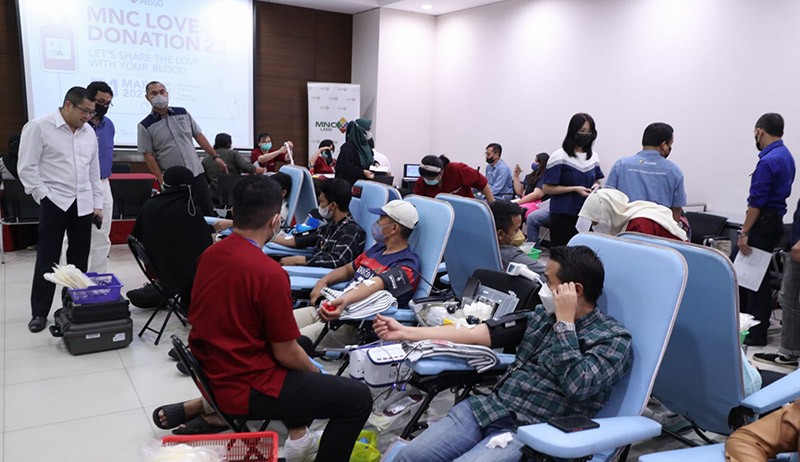 Kunjungi Kegiatan Donor Darah MNC Peduli, Hary Tanoe Apresiasi Partisipan Kunjungi Kegiatan Donor Darah MNC Peduli, Hary Tanoe Apresiasi Partisipan