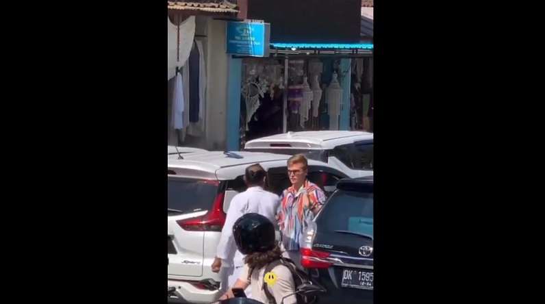 Viral Warga Bali Adu Jotos dengan Bule di Tengah Jalan Ubud, Ini Kata Polisi