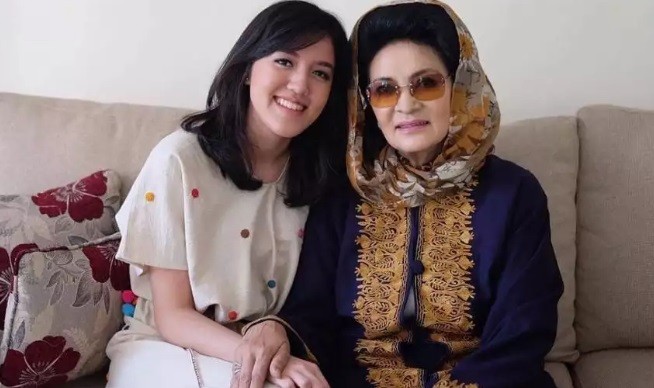 Deretan Artis Lawas Punya Cucu Artis, Nomor 3 Mewarisi Kecantikan dari ...