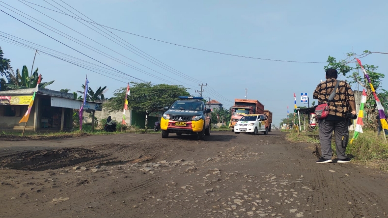 Istana Pastikan Perbaikan Jalan Rusak di Lampung Dimulai Juli 2023