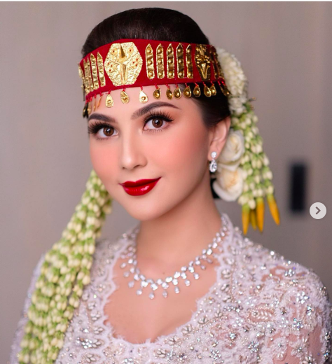 Potret Cantik Jessica Mila Artis Blasteran Belanda Kini Sah Jadi Perempuan Batak