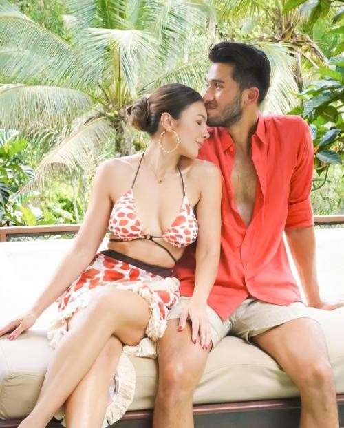 5 Potret Mesra Wulan Guritno dan Sabda Ahessa yang Beda Usia 15 Tahun, Kini Dikabarkan Putus