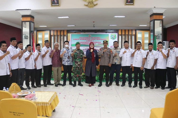 Wakil Bupati Herny Agus Hadiri Pengukuhan Pengurus FKUB Kabupaten Pasangkayu