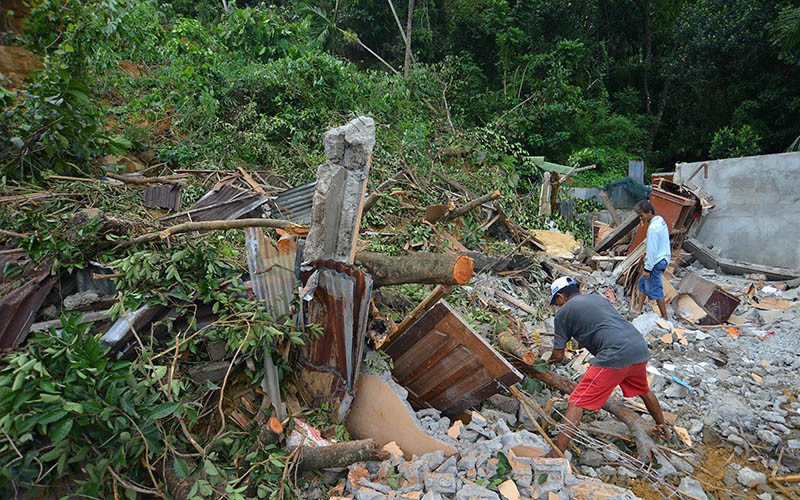 Rumah Rusak akibat Longsor Kota Padang