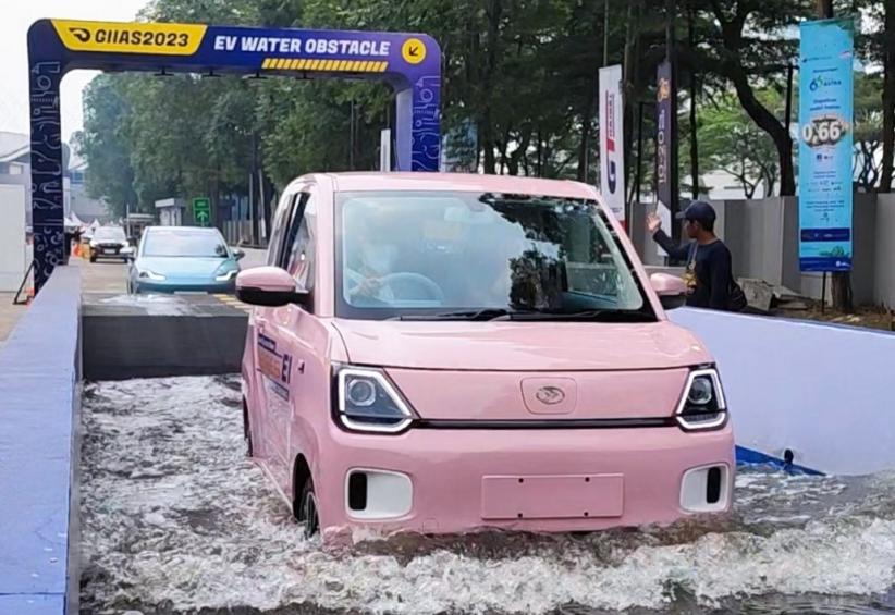 Dobrak Harga di Bawah Rp200 Juta, Seres E1 Jadikan Mobil Listrik Lebih ...