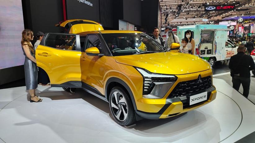 Daftar Mobil dan Motor Terfavorit di GIIAS 2023, Kendaraan Listrik ...