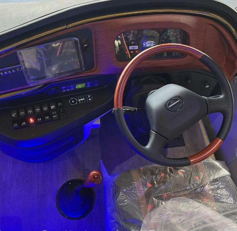 Armada Baru PO Raja Trans, Jadi Bus Pertama di Sulawesi yang Punya ...