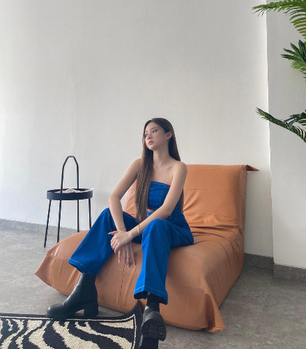 Gamer Cantik Laura Ziphora Perdana Streaming Jualan di Shopee Live ...