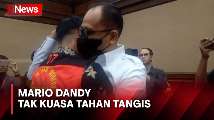 Rafael Alun Terharu Bertemu Mario Dandy di Ruang Sidang: Sudah 8 Bulan Tak Bertemu