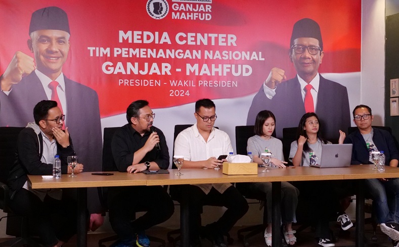 TPN Ganjar-Mahfud Luncurkan Aplikasi OMG untuk Tempat Curhat Anak Muda - Bagian All