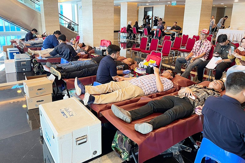 PMI Depok Kumpulkan 400 Kantong Darah dari Karyawan MNC Media PMI Depok Kumpulkan 400 Kantong Darah dari Karyawan MNC Media