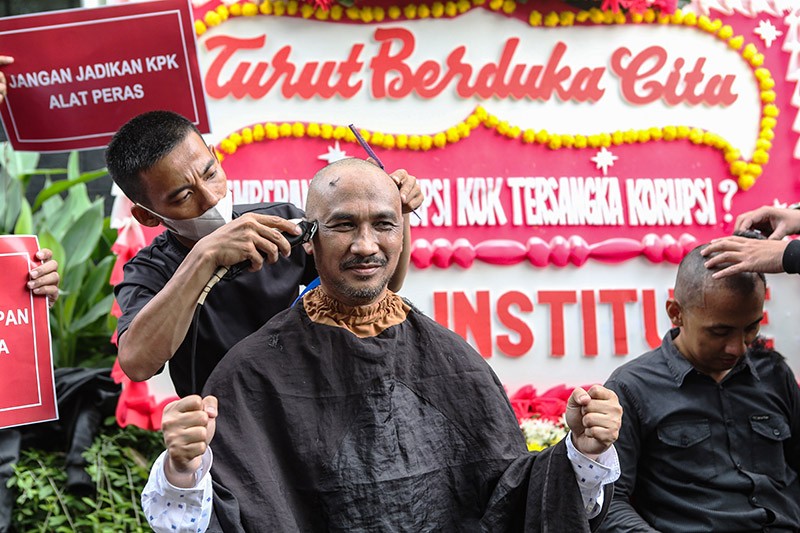Firli Bahuri Tersangka Dugaan Pemerasan Eks Pimpinan Kpk Cukur Gundul