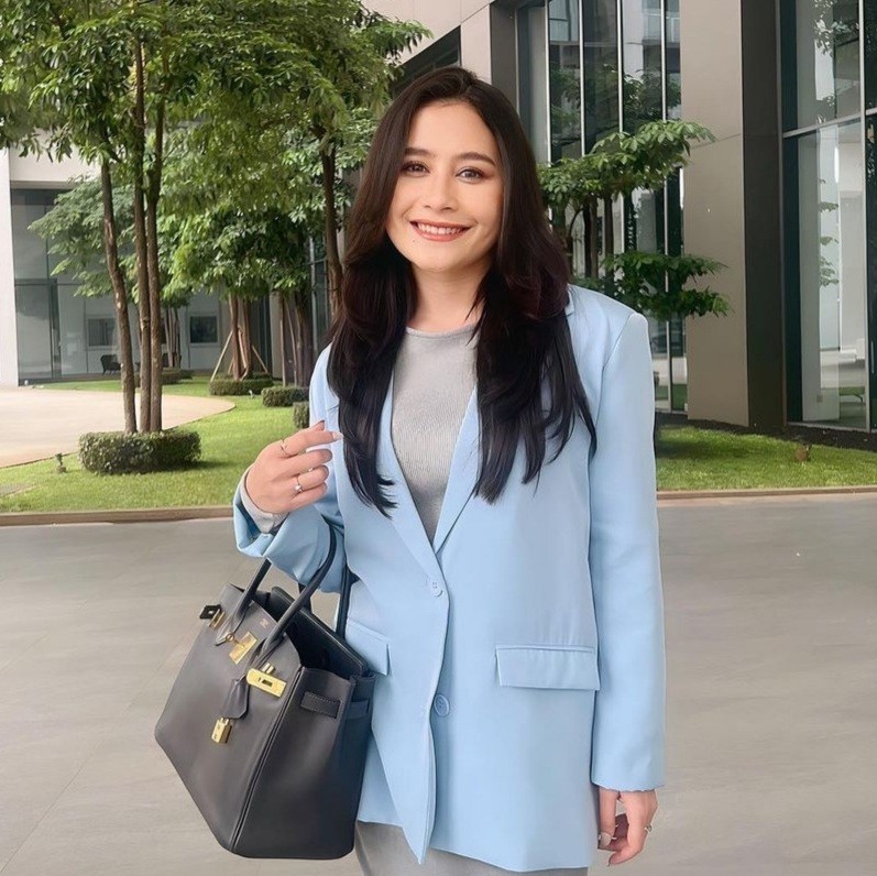 Wow 5 Artis Punya Rumah Mewah Miliaran saat Muda, Siapa Saja?