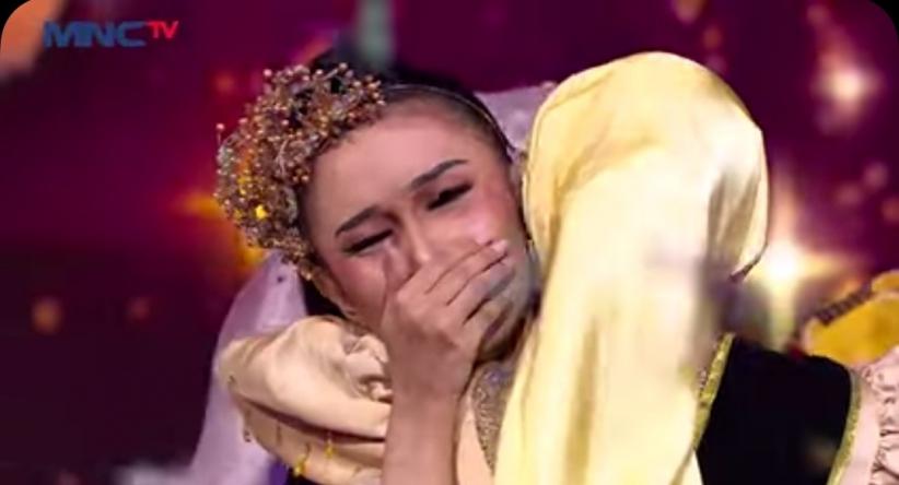 Rebut Juara KDI 2023, Warda Sujud Syukur dan Peluk sang Ibu