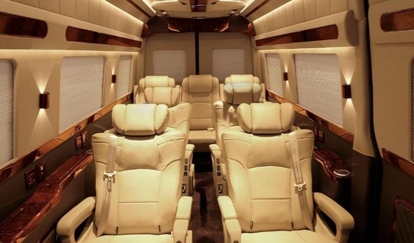 Kabin Mercedes Sprinter Disulap seperti Pesawat VIP, Begini Penampakannya