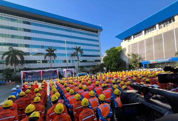 Bos PLN Minta Seluruh Personel Standby 24 Jam di Libur Nataru 2024 Bos PLN Minta Seluruh Personel Standby 24 Jam di Libur Nataru 2024