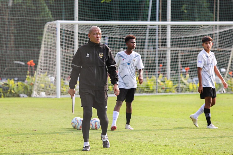 Nova Arianto Tak Dampingi Shin Tae-yong saat Timnas Indonesia Main di Kualifikasi Piala Dunia ...