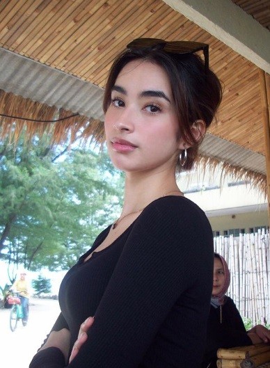 Potret Cantik Nadia Raisya, Pacar Pemain Timnas Marselino Ferdinan saat ...