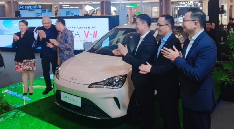 Diproduksi di Indonesia, Mobil Listrik Neta V-II Meluncur Dijual Rp299 Juta