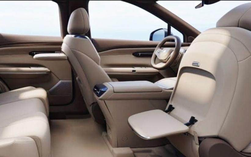 Melihat dari Dekat 2 Mobil Listrik GAC Aion yang Bakal Meluncur di Indonesia