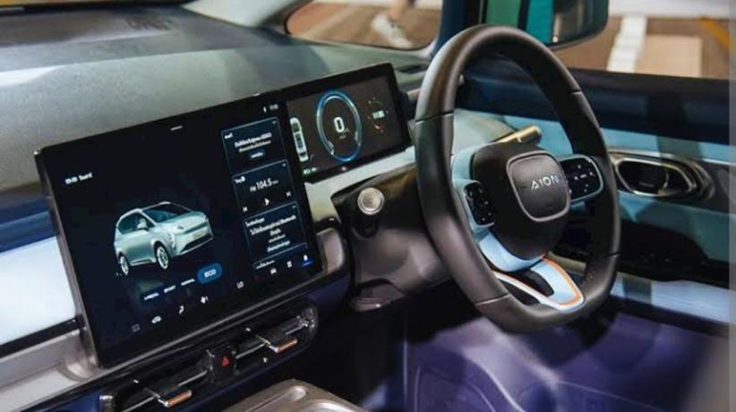 Melihat dari Dekat 2 Mobil Listrik GAC Aion yang Bakal Meluncur di Indonesia
