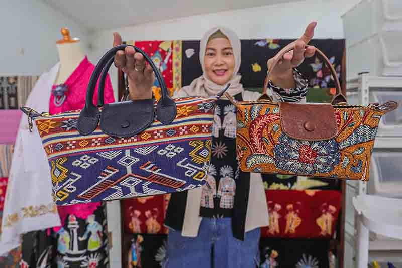 Ragam Kerajinan dari Kain Batik Diekpsor ke Amerika Serikat dan Belanda ... Ragam Kerajinan dari Kain Batik Diekpsor ke Amerika Serikat dan Belanda ...