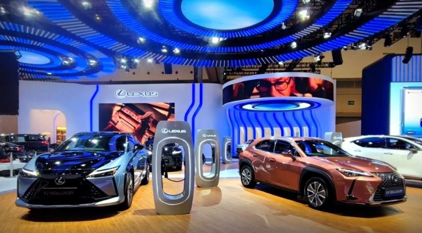 Lexus Luncurkan 3 Mobil Mewah di GIIAS 2024, Ada yang Harganya di Bawah ...