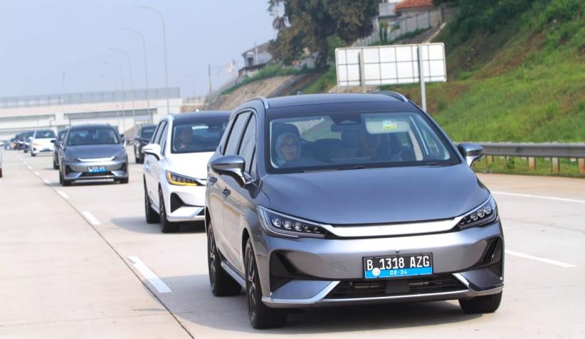 Menjajal Mobil Listrik MPV Pertama di Indonesia BYD M6 Jakarta-Bandung, Begini Sensasinya