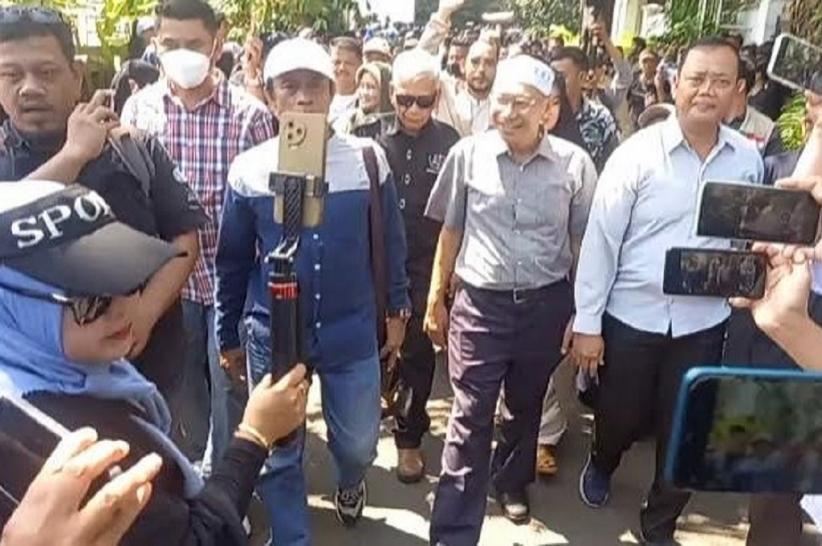 Rumah Jokowi di Solo Digeruduk Sejumlah Orang, Minta Klarifikasi soal Ijazah