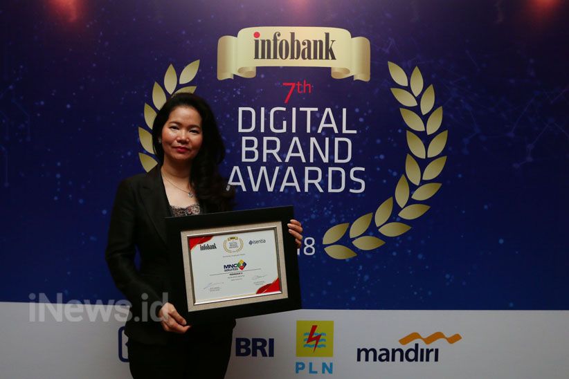 MNC Sekuritas Kembali Raih Penghargaan Infobank Digital Brand Awards 2018